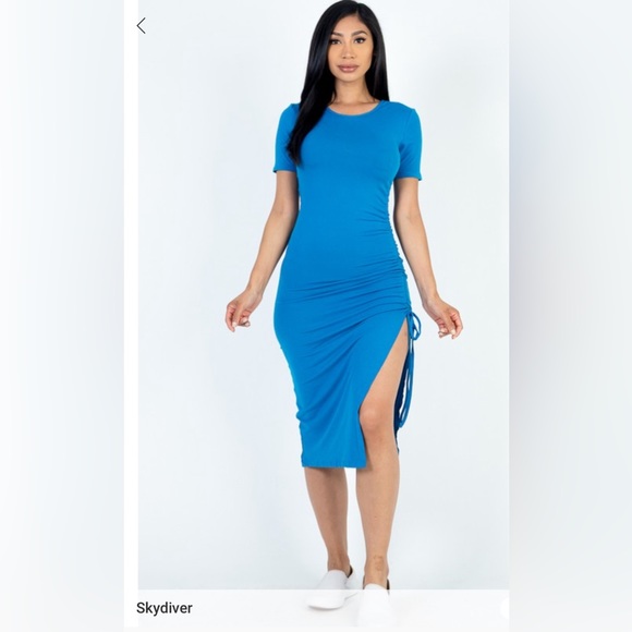 capella | Dresses | Drawstring Ruched Side Split Hem Midi Dress ...